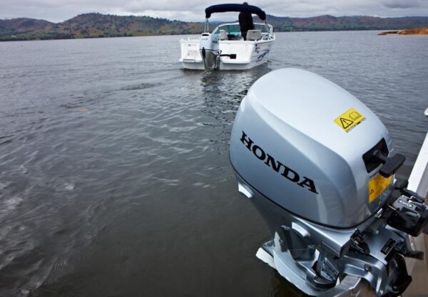Honda BF10 (10HP Outboard) - Pacific Marine