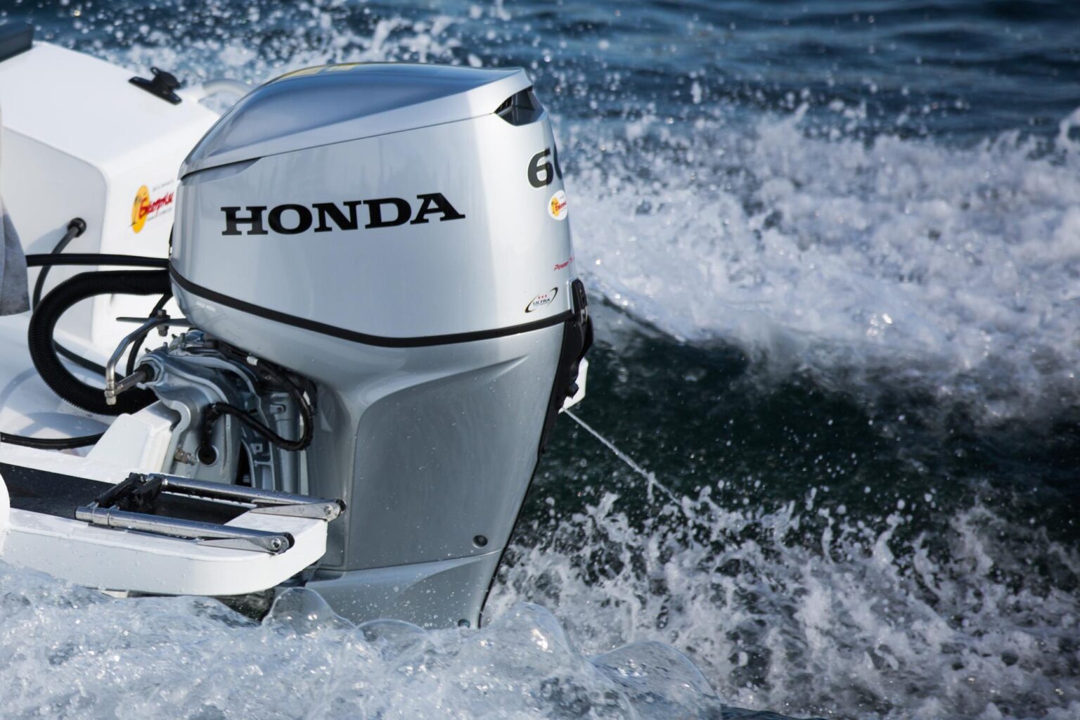 Honda BF60 (60HP Outboard) - Pacific Marine